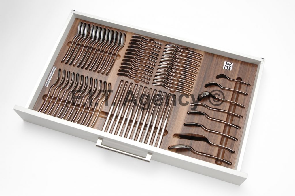 Custom-made drawer inserts & cutlery inserts made of wood